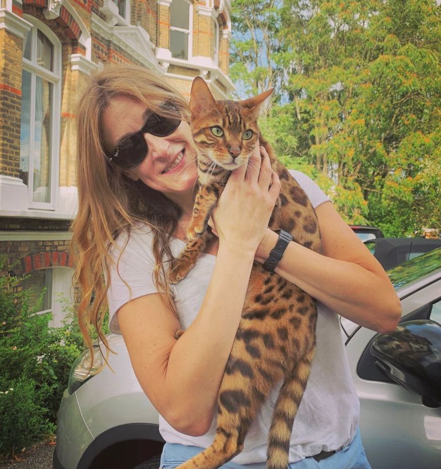 A Dog's Life with Anna Webb joined by Lucy Meggeson of Spinsterhood Re